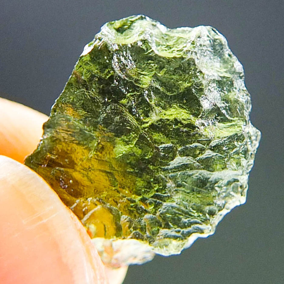 Moldavite (Moldavit, Moldovite) - NaturalMoldavites.com